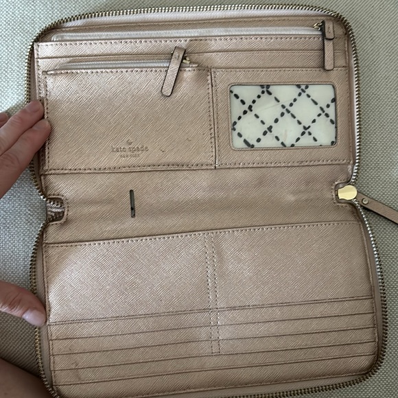 kate spade | Bags | Kate Spade Rose Gold Metallic Leather Wallet | Poshmark